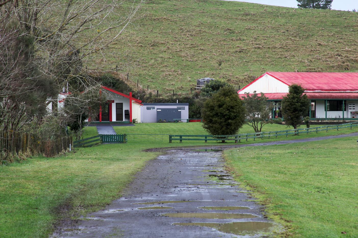 Te Upoko o te Whenua (Tarata) » Marae » Māori Maps