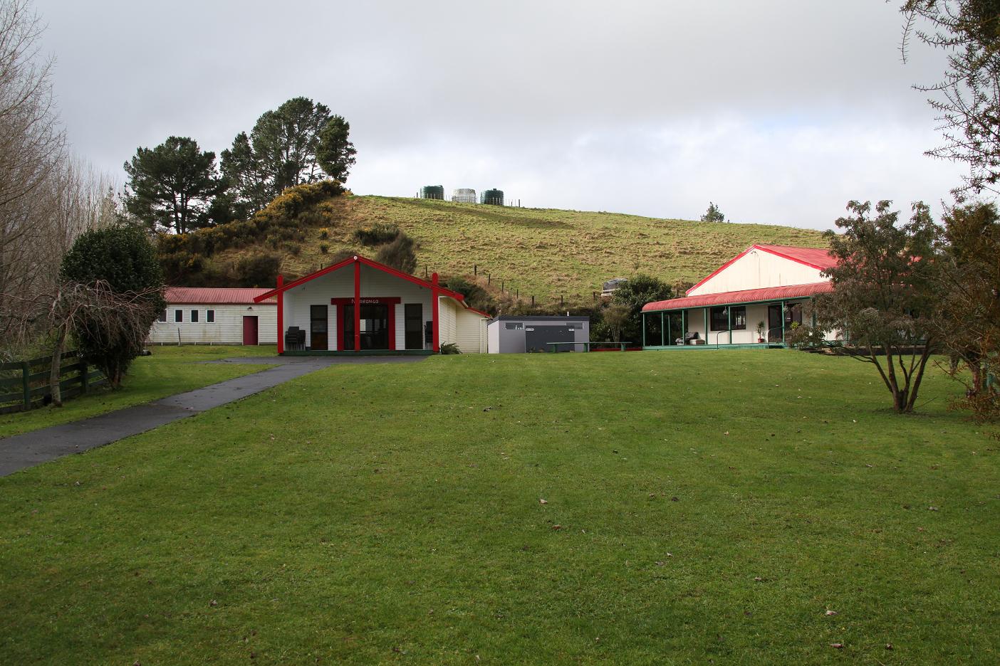 Te Upoko o te Whenua (Tarata) » Marae » Māori Maps
